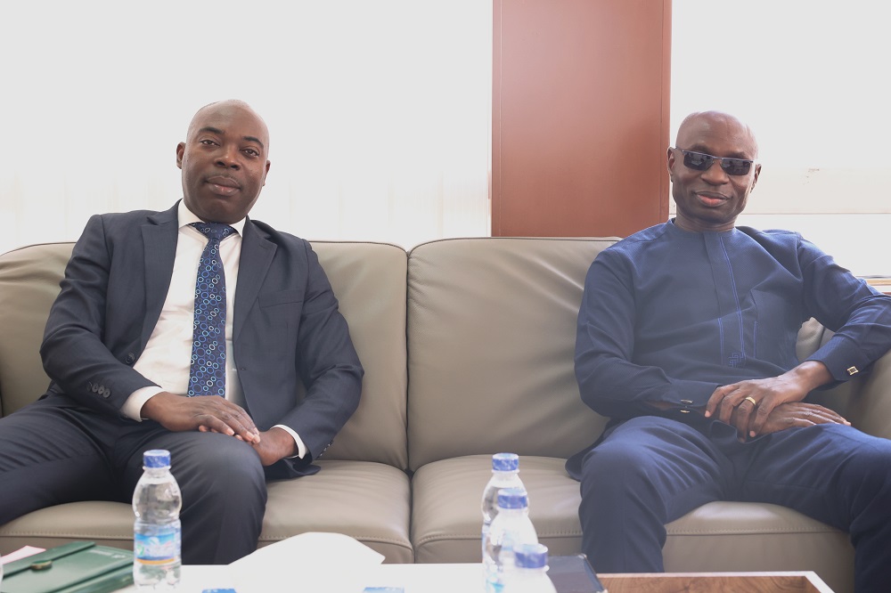 L'APIF CI accueille la Direction Générale du Secteur Financier du BÉNIN ...